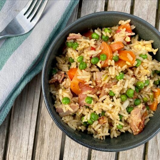 Stegte ris med hakket oksekød - hurtig og lækker aftensmad